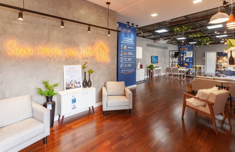 MadeiraMadeira inaugura sua primeira loja física - Móveis de Valor