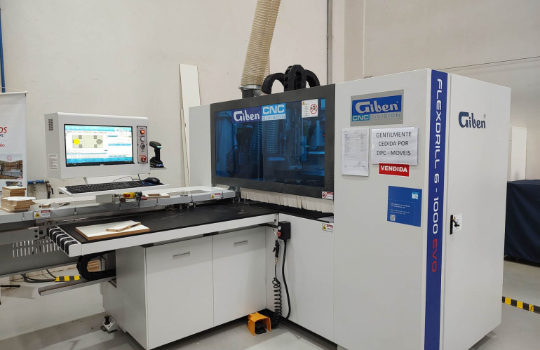 Giben recebe parceiros e mostra novidades em evento de 50 anos - Móveis ...