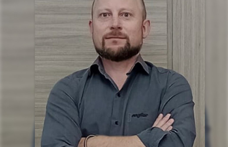 Morre, aos 47 anos, Osni Selenko, diretor financeiro da Ecoflex ...