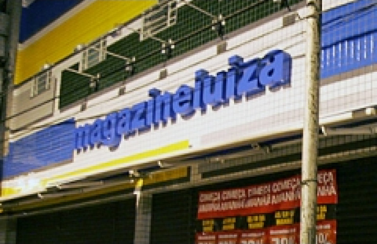 Magazine Luiza fecha 14 lojas em janeiro - Móveis de Valor