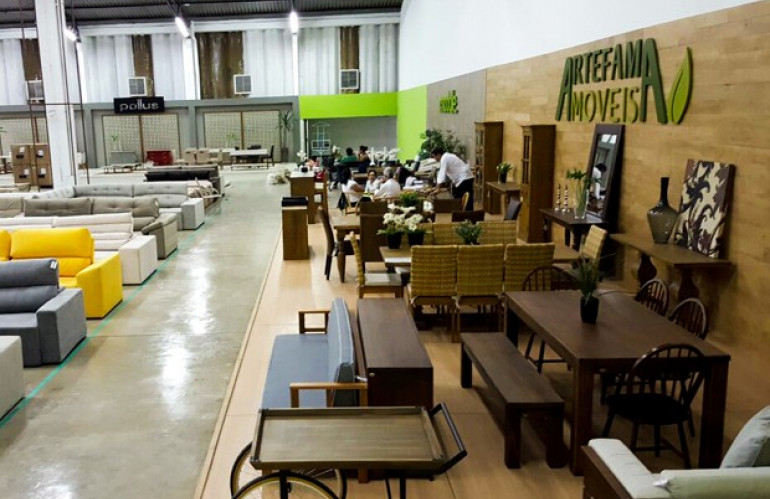Casa Verde abre maior outlet de móveis da AL - Móveis de Valor