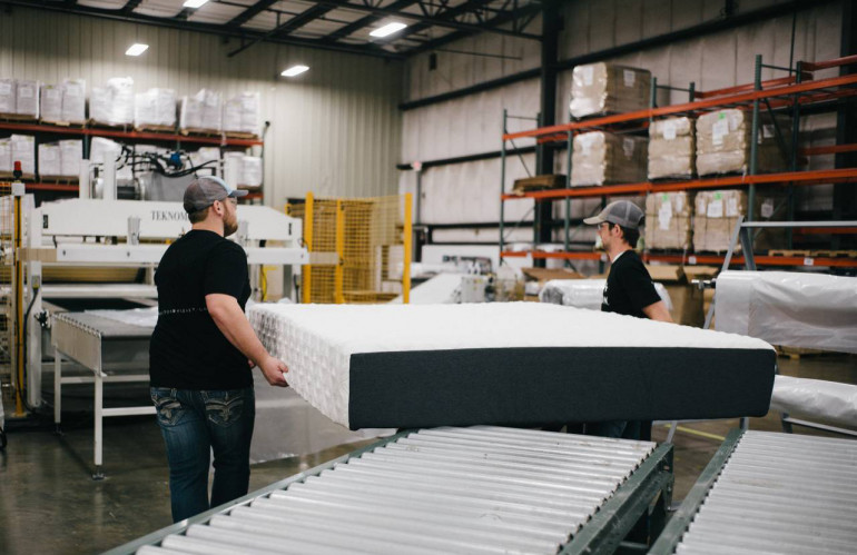 Setor colchoeiro contratou mais em novembro - Móveis de Valor