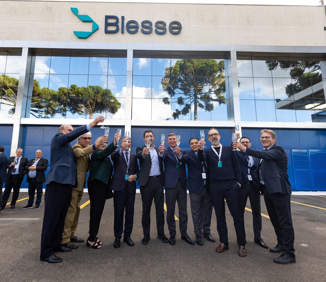 Biesse inaugura showroom para a América do Sul em Curitiba - Móveis de ...